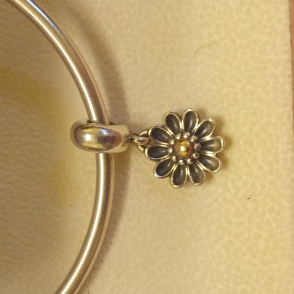 Pandora | Jewelry | Pandora Oopsy Daisy 4k Accent Drop Charm | Poshmark